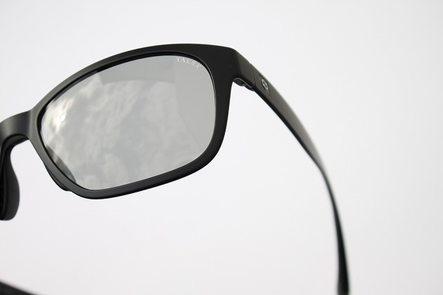 OZNIS FLAT 13 × TALEX 度付きレンズカスタム – メガネのクギミヤ